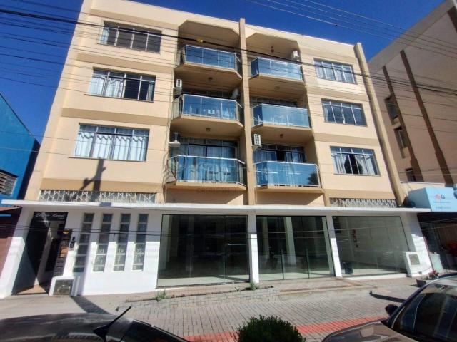 Apartamento para alugar com 160m², 4 quartos e 1 vaga