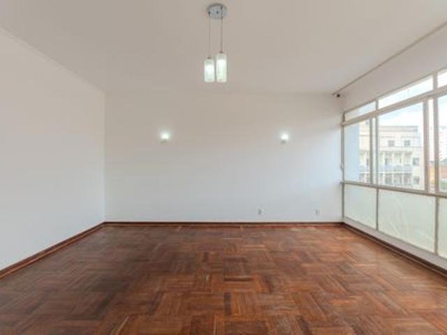 Apartamento para alugar com 160m², 4 quartos e sem vaga