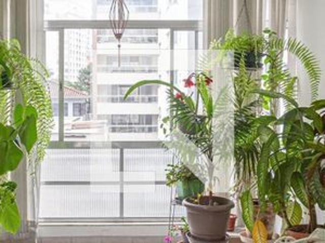 Apartamento para alugar com 160m², 3 quartos e 1 vaga