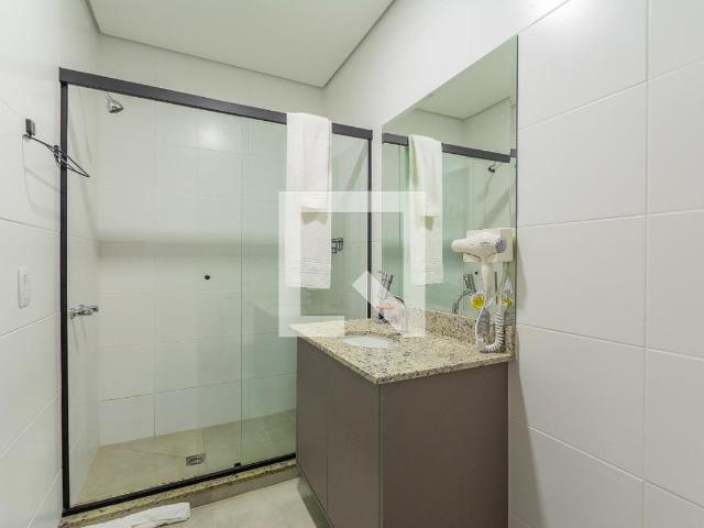 Apartamento para alugar com 17m², 1 quarto e sem vaga