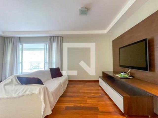 Apartamento para alugar com 185m², 4 quartos e 3 vagas