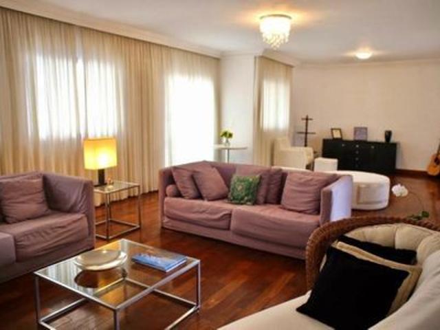 Apartamento para alugar com 186m², 3 quartos e 2 vagas