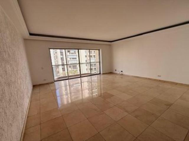 Apartamento para alugar com 180m², 4 quartos e 2 vagas