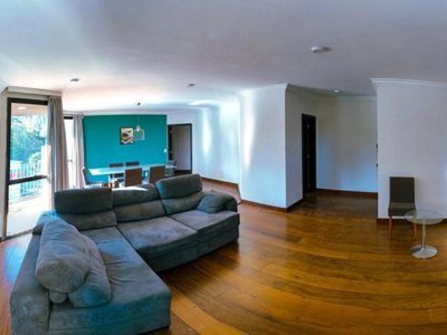 Apartamento para alugar com 180m², 5 quartos e 3 vagas