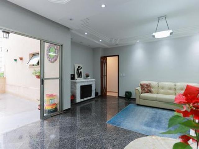 Apartamento para alugar com 195m², 3 quartos e 2 vagas
