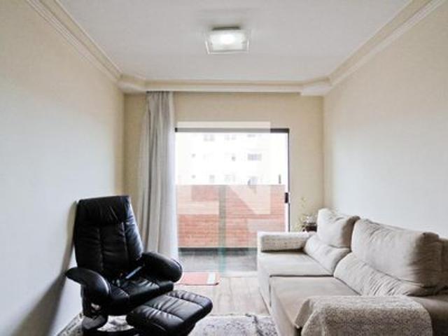 Apartamento para alugar com 196m², 3 quartos e 1 vaga