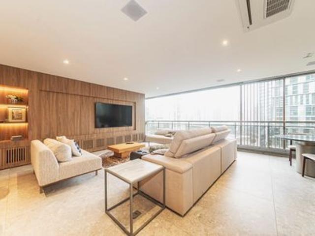 Apartamento para alugar com 197m², 3 quartos e 3 vagas