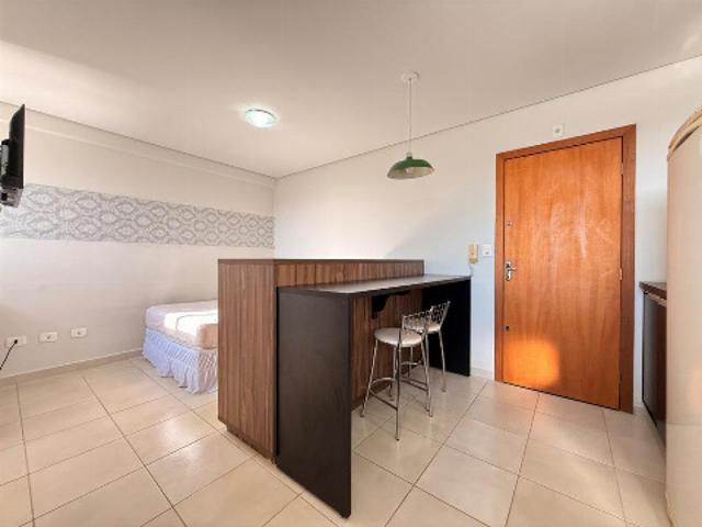 Apartamento para alugar com 1 Quarto em Zona 07, Maringá PR