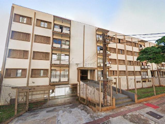 Apartamento para alugar com 1 Suíte + 4 Quartos em Vila Ipiranga, Londrina PR