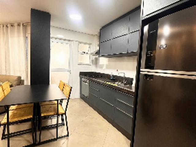 Apartamento para alugar com 1 Suíte + 1 Quarto em Zona 07, Maringá PR