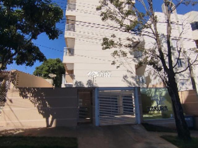 Apartamento para alugar com 1 Suíte + 1 Quarto em Zona 07, Maringá PR