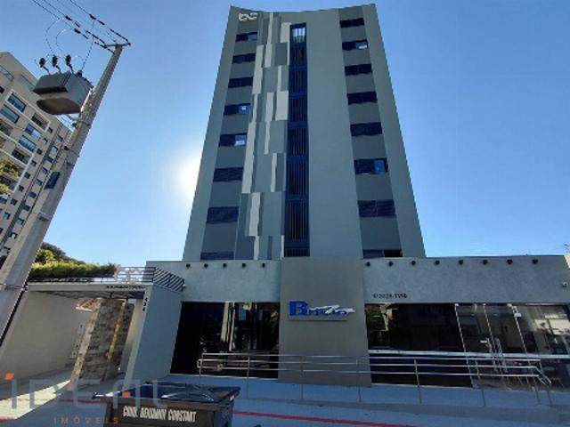 Apartamento para alugar com 1 Suíte + 1 Quarto em Zona 07, Maringá PR