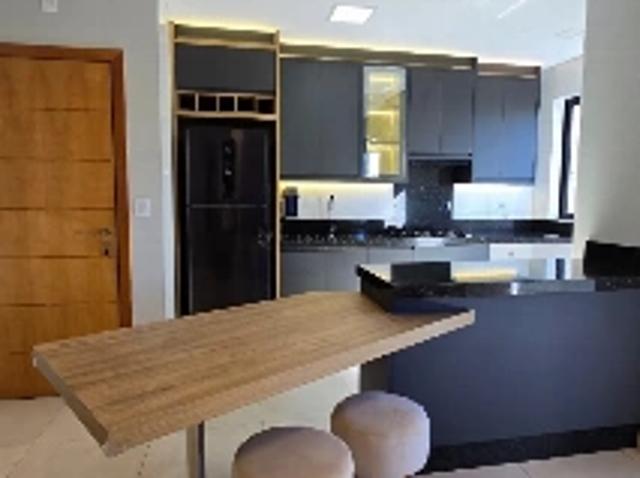 Apartamento para alugar com 1 Suíte + 1 Quarto em Zona 07, Maringá PR