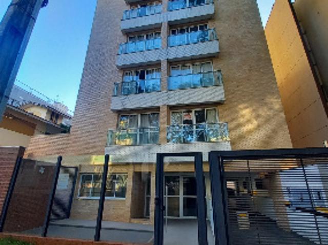 Apartamento para alugar com 1 Suíte + 1 Quarto em Zona 07, Maringá PR