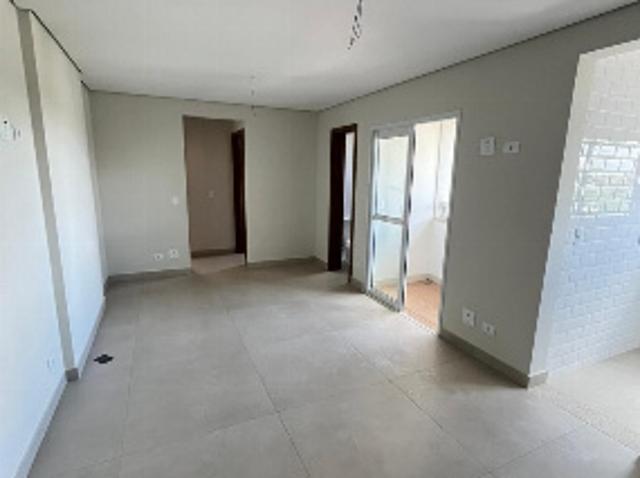 Apartamento para alugar com 1 Suíte + 1 Quarto em Zona 08, Maringá PR