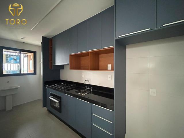 Apartamento para alugar com 1 Suíte + 1 Quarto em Zona 08, Maringá PR