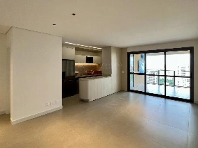 Apartamento para alugar com 1 Suíte + 1 Quarto em Zona 03, Maringá PR