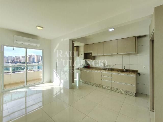 Apartamento para alugar com 1 Suíte + 2 Quartos em Jardim Higienópolis, Londrina PR