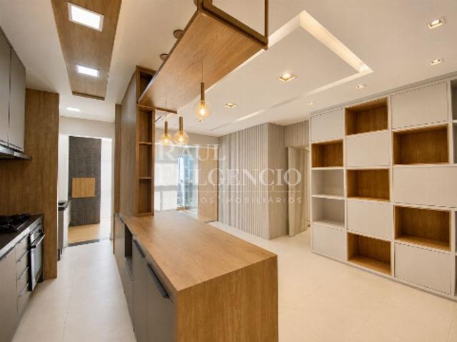 Apartamento para alugar com 1 Suíte + 2 Quartos em Santa Rosa, Londrina PR