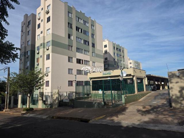 Apartamento para alugar com 1 Suíte + 2 Quartos em Vila Bosque, Maringá PR