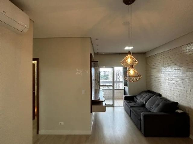 Apartamento para alugar com 1 Suíte + 2 Quartos em Vila Marumby, Maringá PR