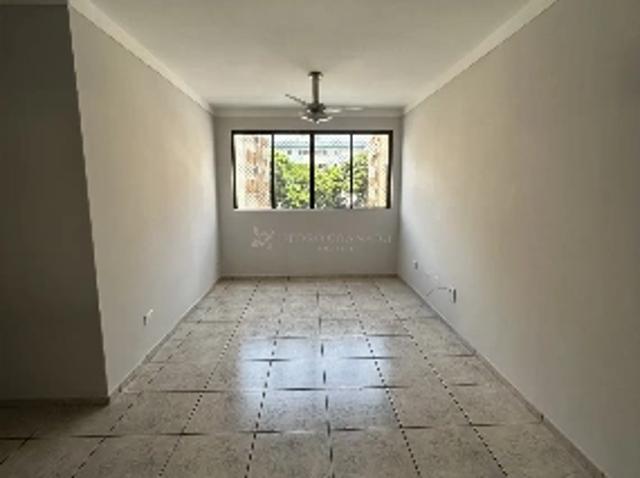 Apartamento para alugar com 1 Suíte + 2 Quartos em Vila Marumby, Maringá PR