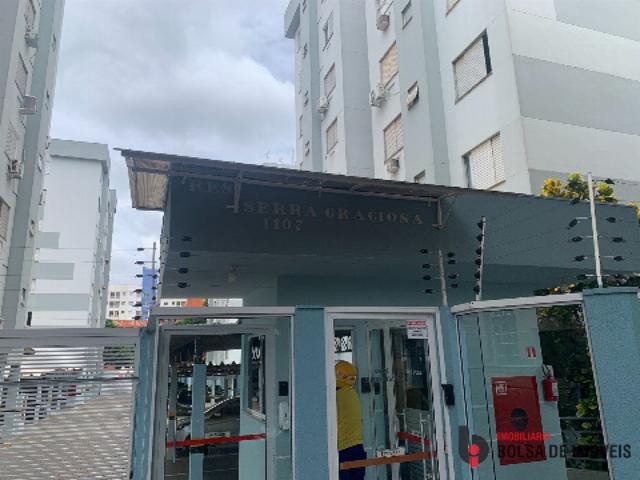 Apartamento para alugar com 1 Suíte + 2 Quartos em Vila Marumby, Maringá PR