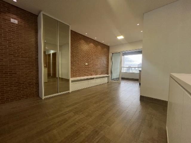 Apartamento para alugar com 1 Suíte + 2 Quartos em Zona 03, Maringá PR