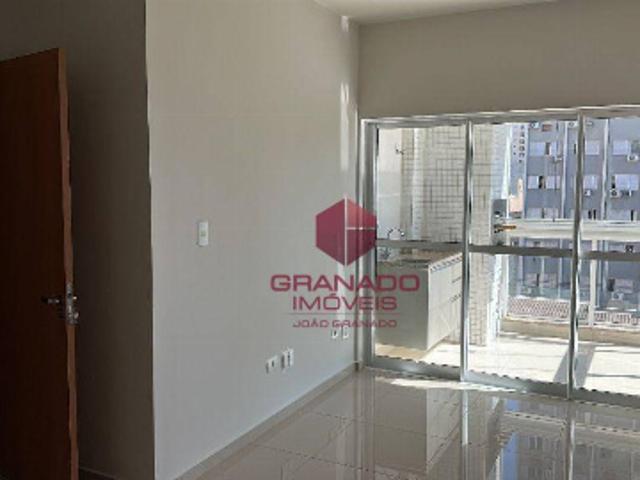 Apartamento para alugar com 1 Suíte + 2 Quartos em Zona 03, Maringá PR