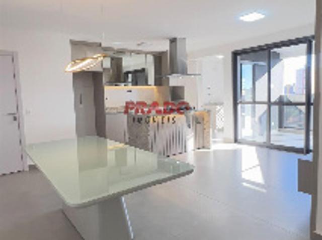 Apartamento para alugar com 1 Suíte + 2 Quartos em Zona 03, Maringá PR