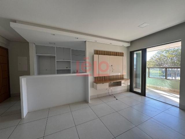 Apartamento para alugar com 1 Suíte + 2 Quartos em Zona 01 Centro, Maringá PR