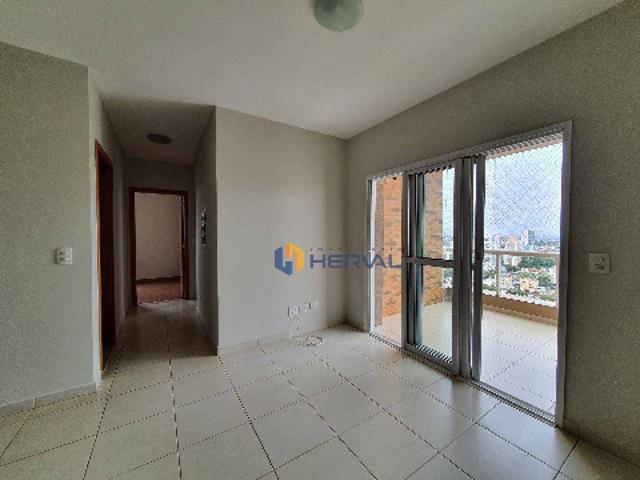 Apartamento para alugar com 1 Suíte + 2 Quartos em Zona 07, Maringá PR