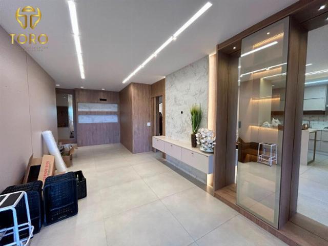Apartamento para alugar com 1 Suíte + 2 Quartos em Zona 07, Maringá PR