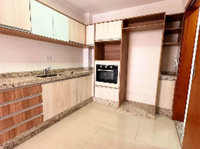 Apartamento para alugar com 1 Suíte + 2 Quartos em Zona 07, Maringá PR
