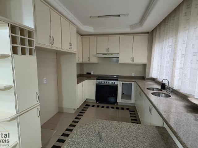 Apartamento para alugar com 1 Suíte + 3 Quartos em Centro, Cascavel PR