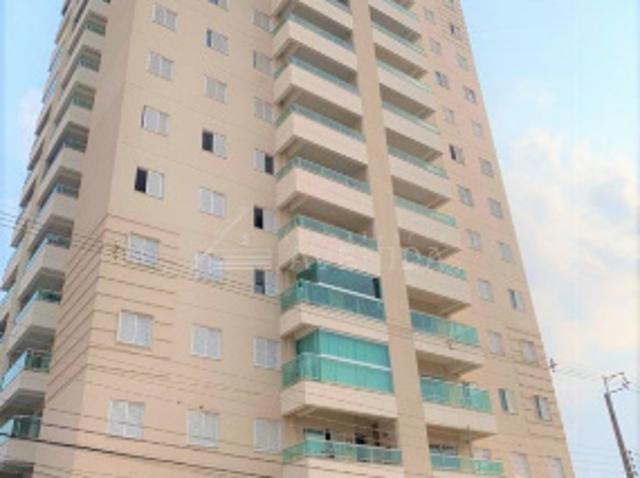 Apartamento para alugar com 1 Suíte + 3 Quartos em Jardim Higienópolis, Londrina PR