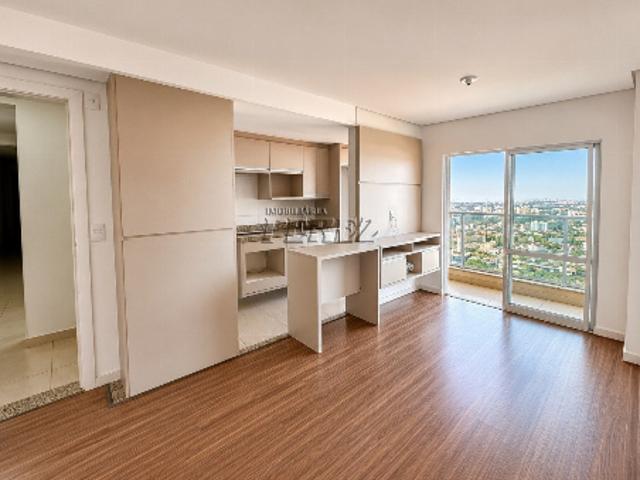 Apartamento para alugar com 1 Suíte + 3 Quartos em Jardim Shangri La A, Londrina PR