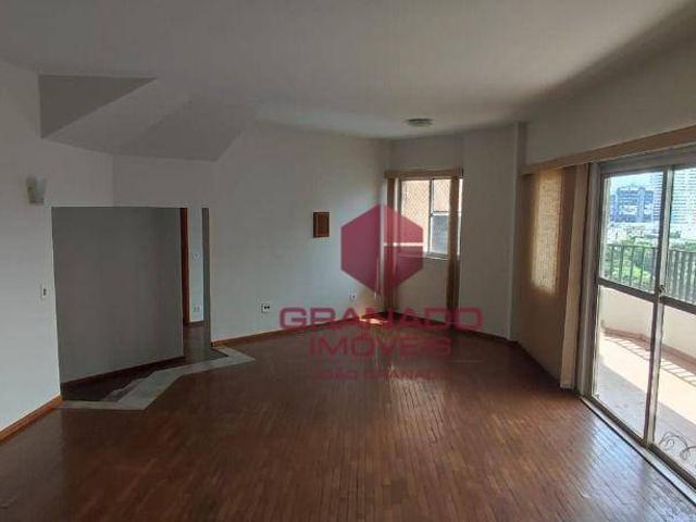 Apartamento para alugar com 1 Suíte + 3 Quartos em Zona 01 Centro, Maringá PR