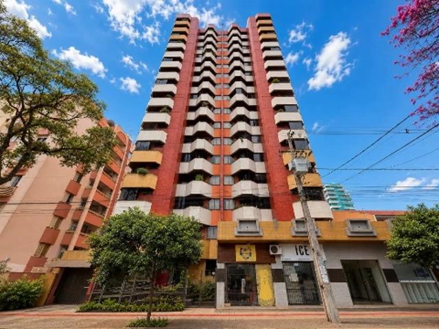 Apartamento para alugar com 1 Suíte + 3 Quartos em Zona 07, Maringá PR