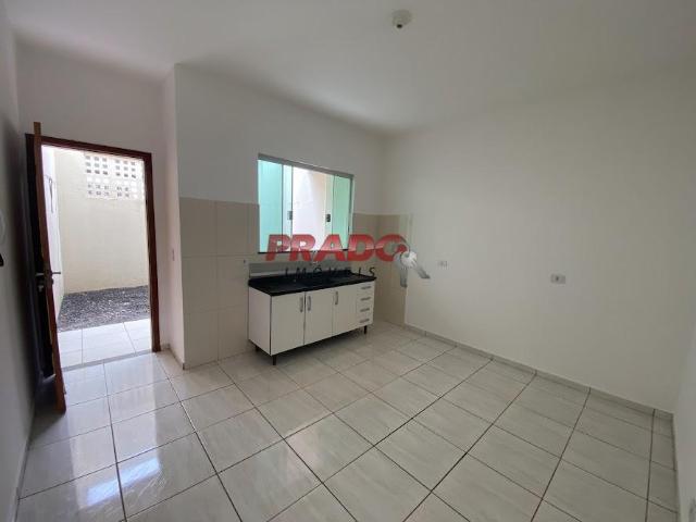 Apartamento para alugar com 1 Suíte em Vila Esperança, Maringá PR
