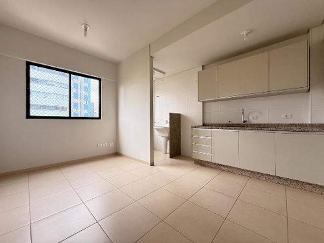Apartamento para alugar com 1 Suíte em Zona 07, Maringá PR