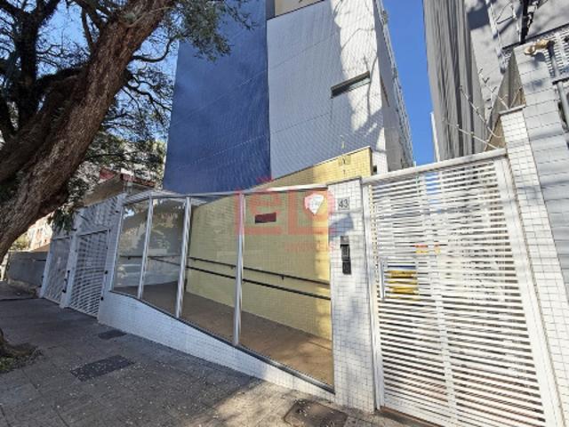 Apartamento para alugar com 1 Suíte em Zona 07, Maringá PR