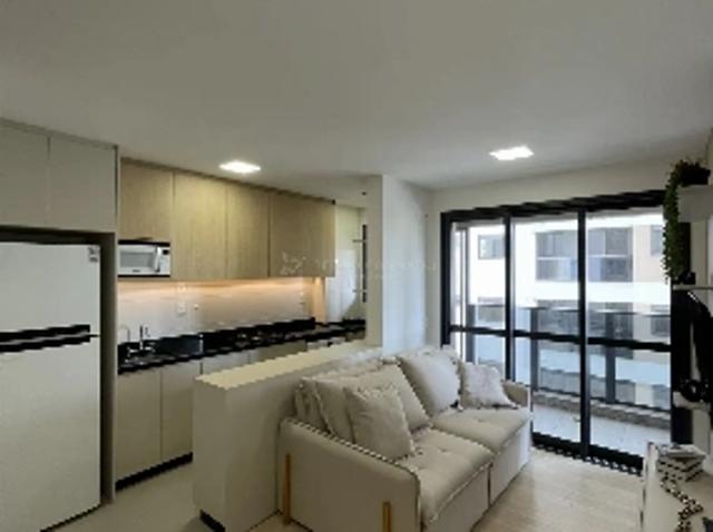 Apartamento para alugar com 1 Suíte em Zona 08, Maringá PR