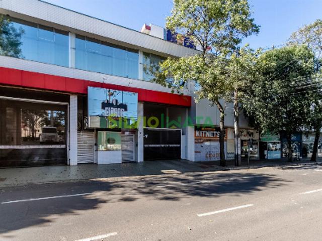 Apartamento para alugar com 1 Suíte em Zona 08, Maringá PR