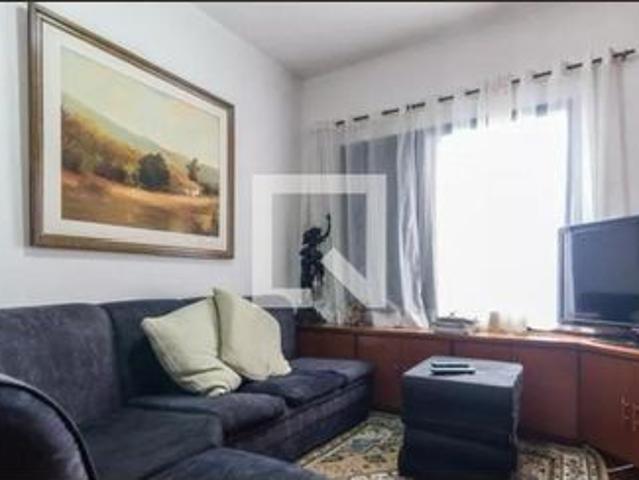 Apartamento para alugar com 206m², 4 quartos e 3 vagas