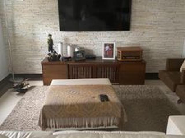 Apartamento para alugar com 201m², 4 quartos e 4 vagas