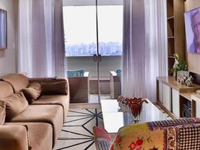 Apartamento para alugar com 212m², 3 quartos e 1 vaga