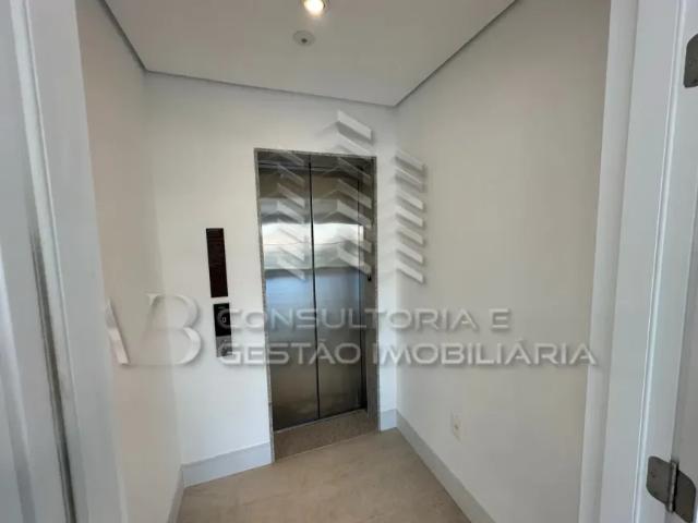 Apartamento para alugar com 232 m², 4 quartos e 3 vagas
