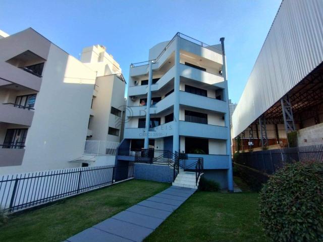 Apartamento para alugar com 240m², 3 quartos e 2 vagas
