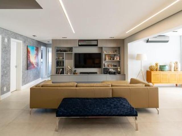 Apartamento para alugar com 240m², 3 quartos e 3 vagas
